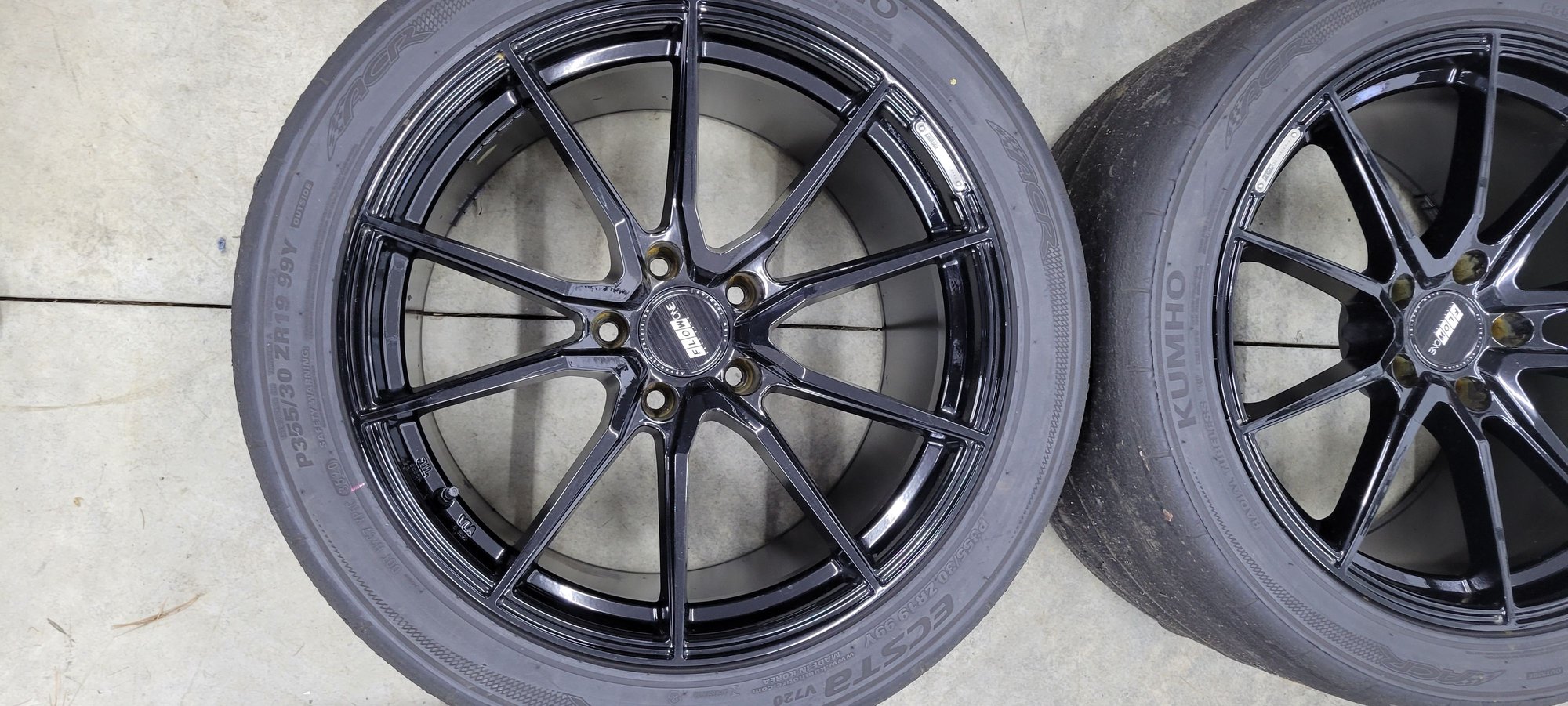 FS (For Sale) 2 Sets of Track Wheels and Extra Tires for C6/C7 Widebody ...