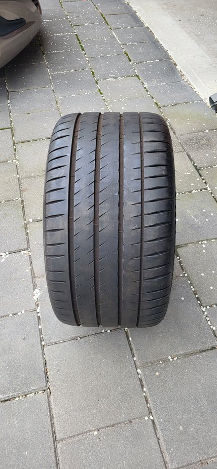 10 inch wide rims with 275/35R18 Front - CorvetteForum - Chevrolet ...