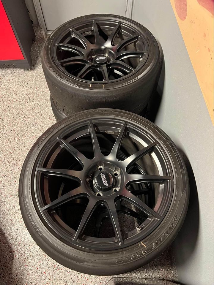 FS (For Sale) Apex SM-10 Corvette C7Z06 Wheels + Goodyear 3R Tires (305 ...