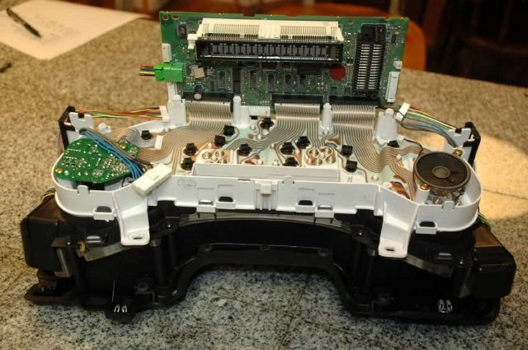 2005 coupe IPC mileage chip - CorvetteForum - Chevrolet Corvette Forum ...