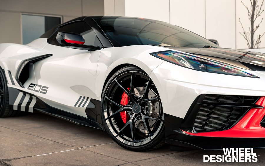 Wrapped and Lowered Corvette C8 on Forgedlite MC5 Phtoshoot ...