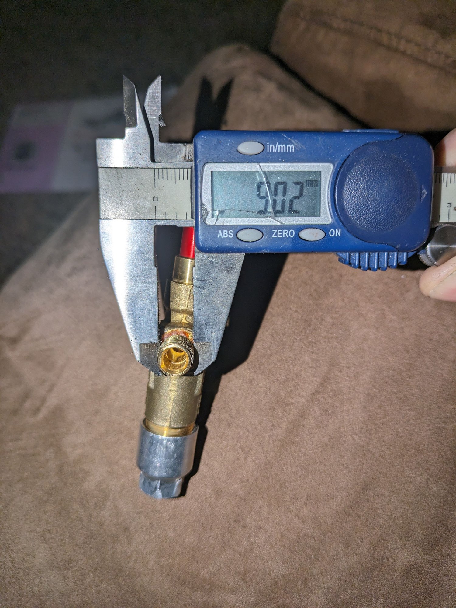 Weird! Odd size fitting. Anyone recognize it? - DoItYourself.com ...