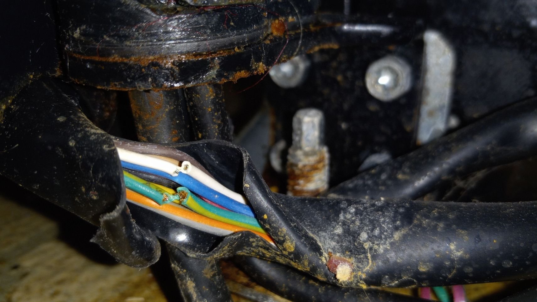 How-to Disassemble Whirlpool Freezer Door - DoItYourself.com Community ...