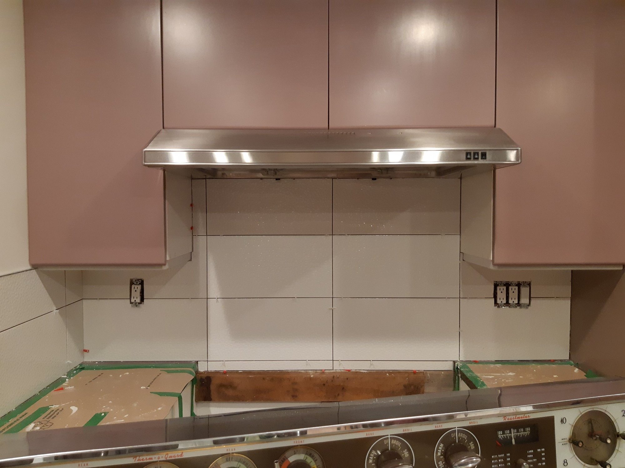 Backsplash tile centering - DoItYourself.com Community Forums