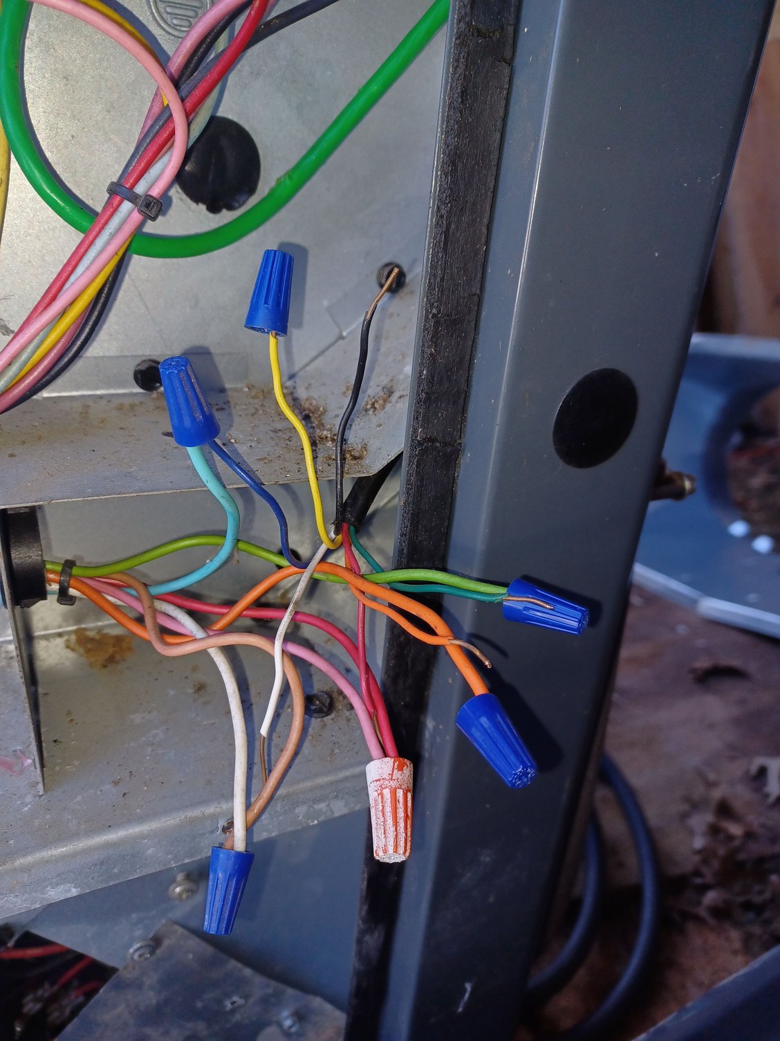 Stat wiring at heat pump - DoItYourself.com Community Forums