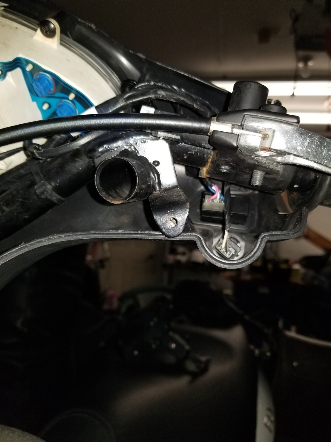 ISO ideas to conform RAM mount to curved surface - DoItYourself.com ...