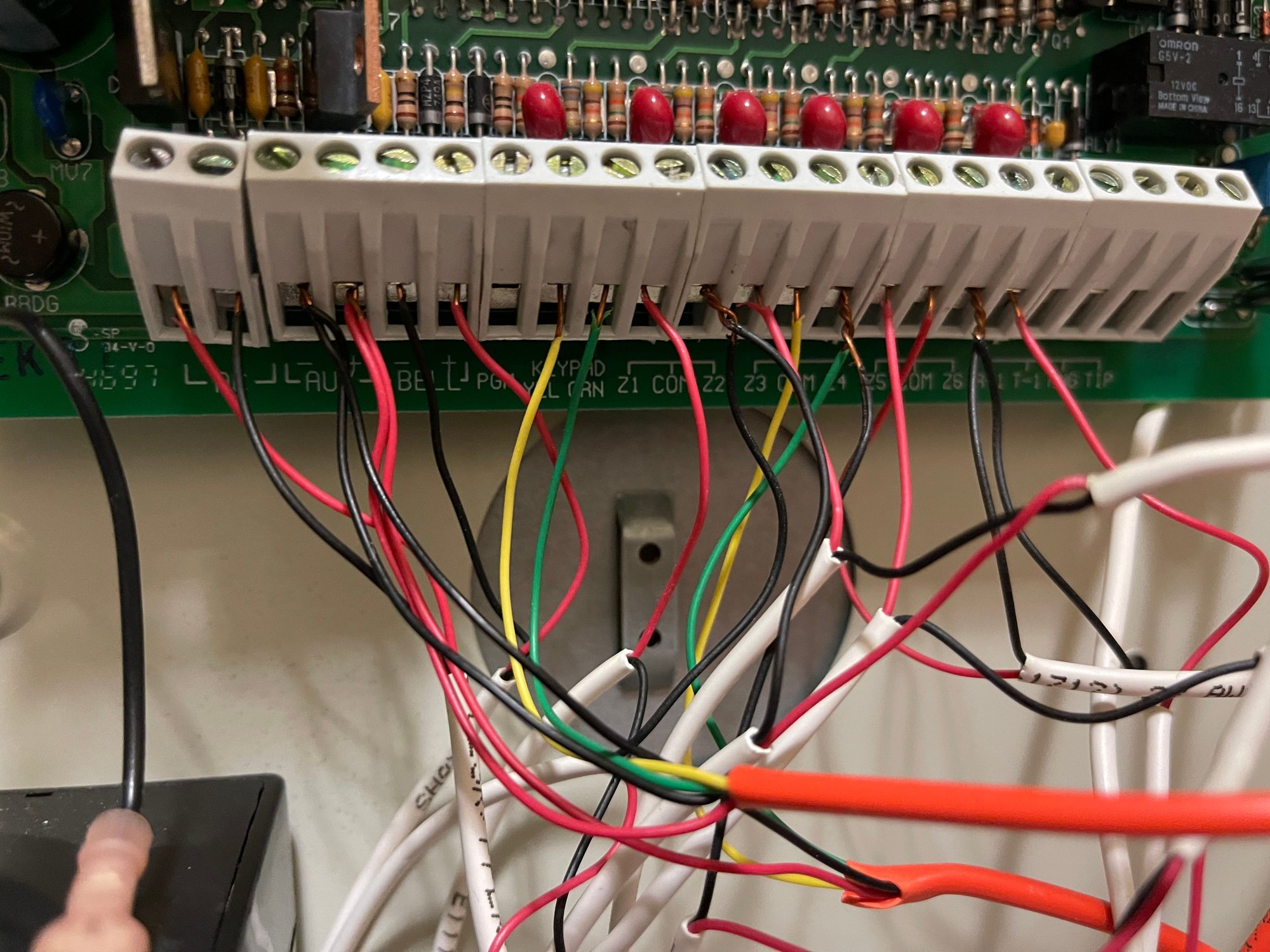 DSC PC1500 zone lights on - no trouble light - DoItYourself.com ...