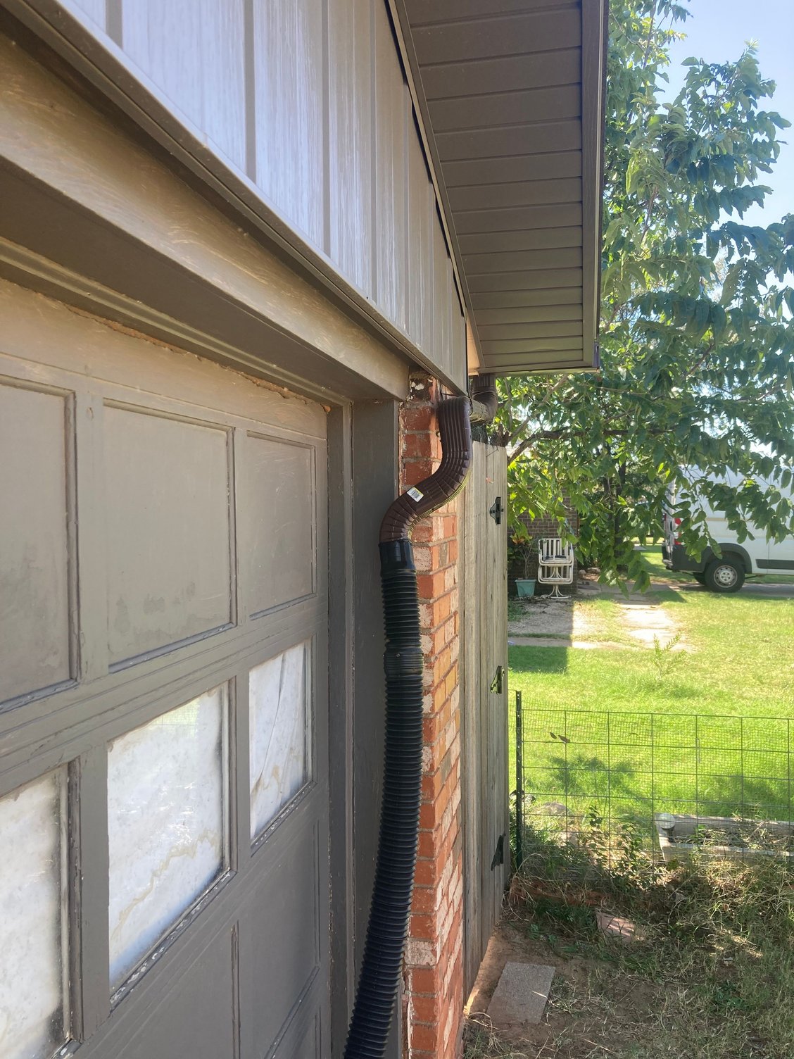 Horizontal gutter/temporary sealant - DoItYourself.com Community Forums