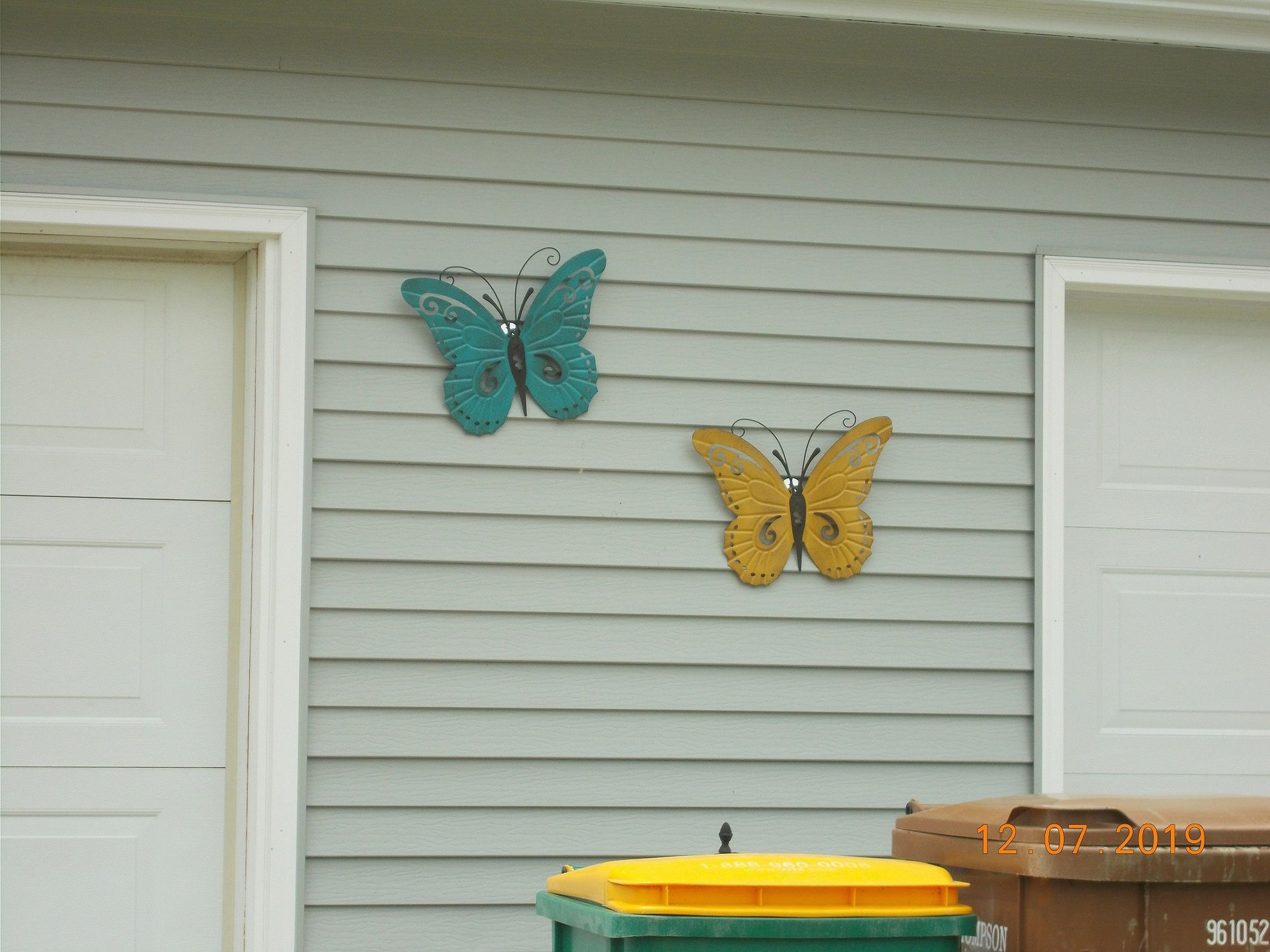 Attaching outdoor decorations to new steel siding - DoItYourself.com ...