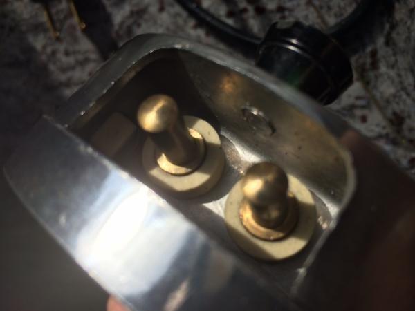 Power cord ceramic/bakelite insulator broken - DoItYourself.com ...