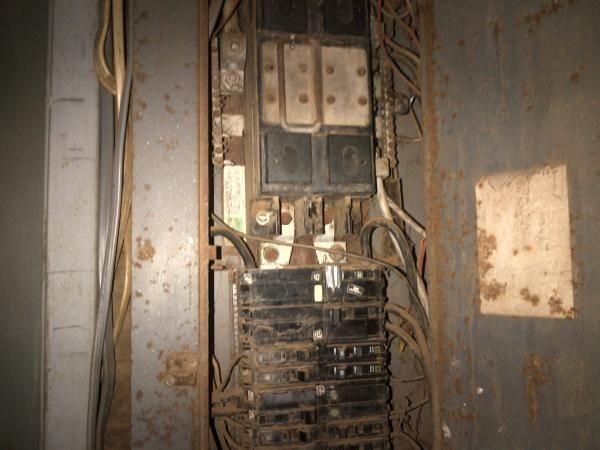 1960s Main Panel with pullout fuse disconnect serving multiple ...