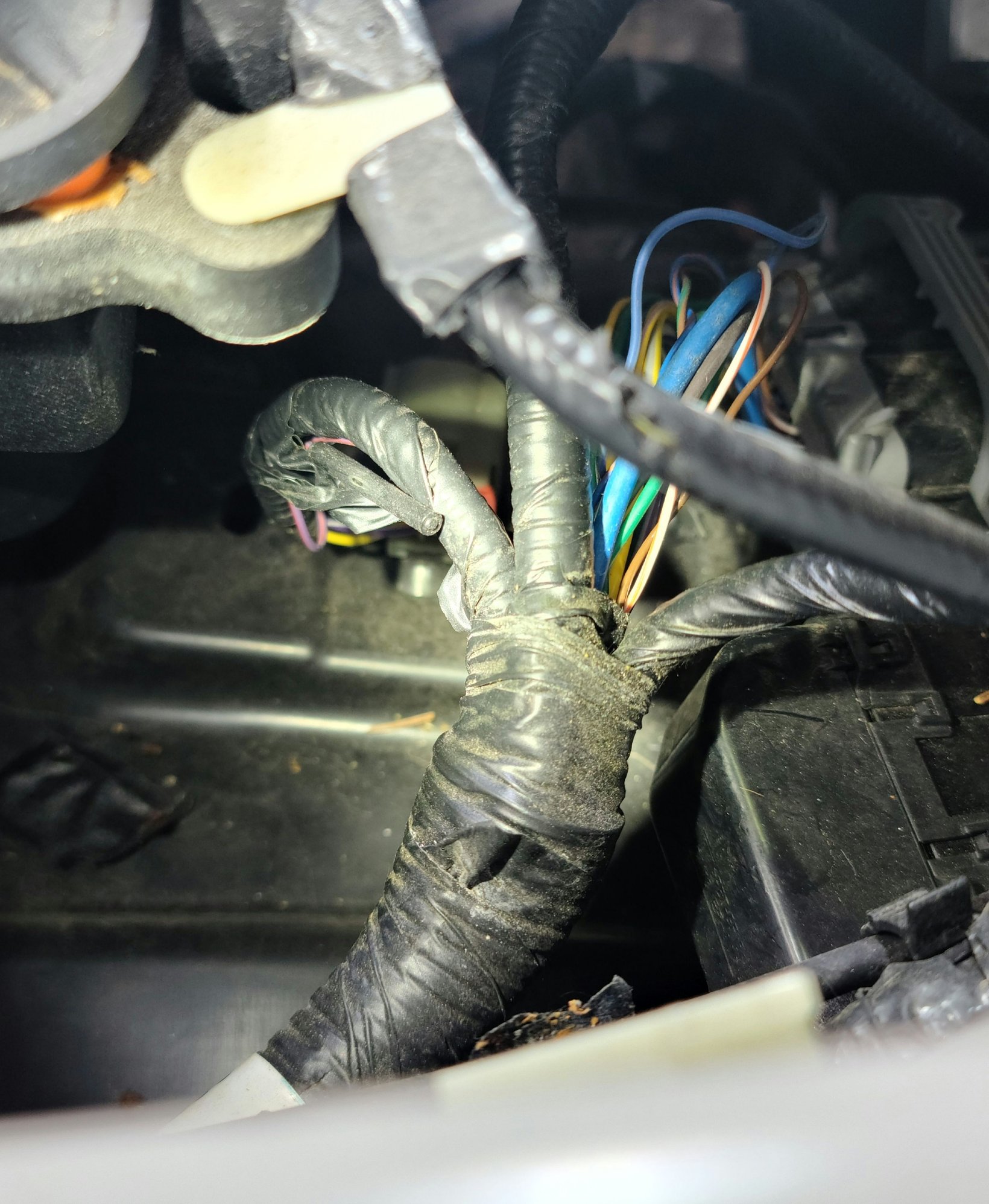 Wiring a 2020 Camper Shell 3rd Brake and Dome Light - Page 3 - Ford ...