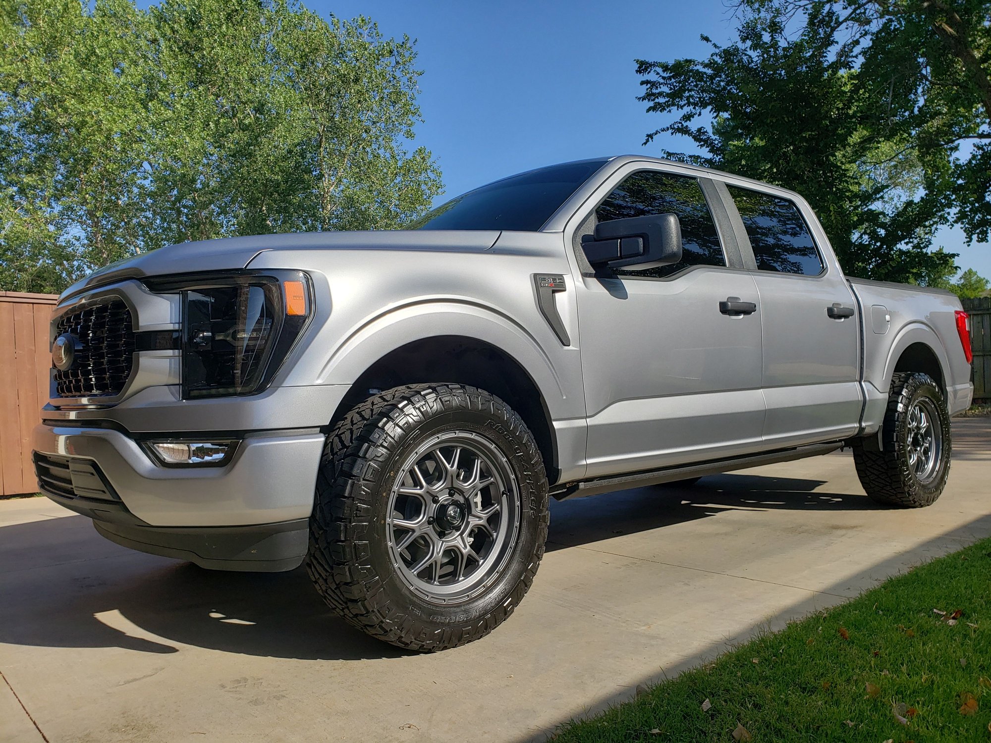 Morimoto XB's vs Diode dynamic Elite headlights - Ford F150 Forum ...