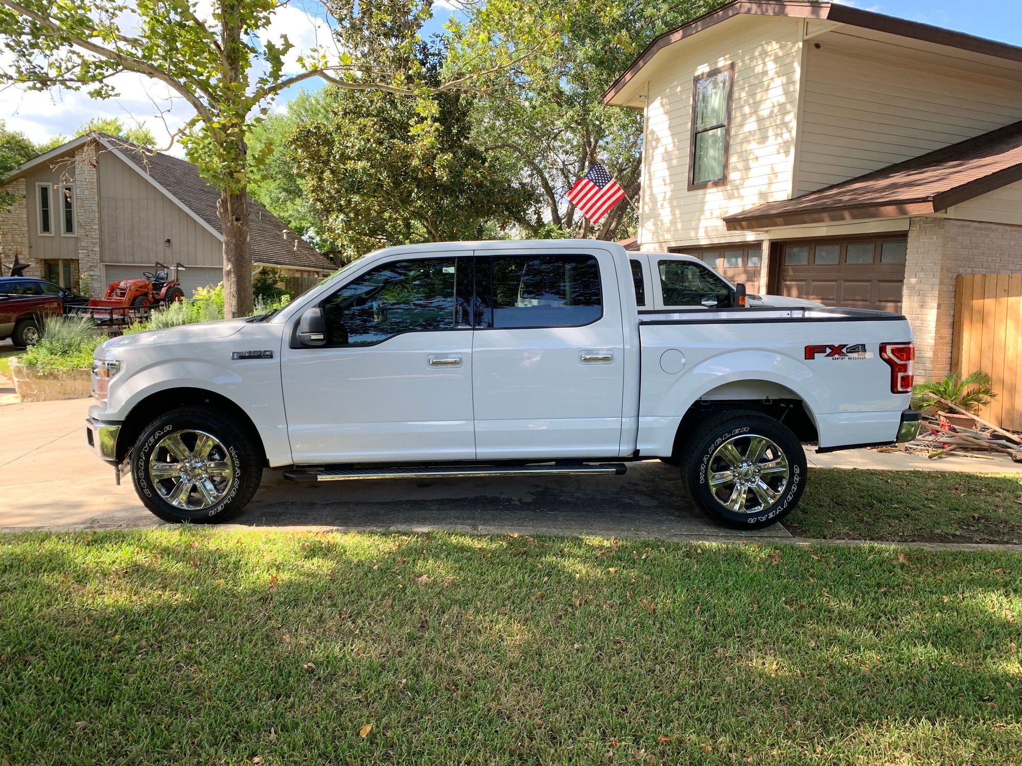 White F150s with Chrome... 2019 White XLT project w/ Anthracite Wheels ...