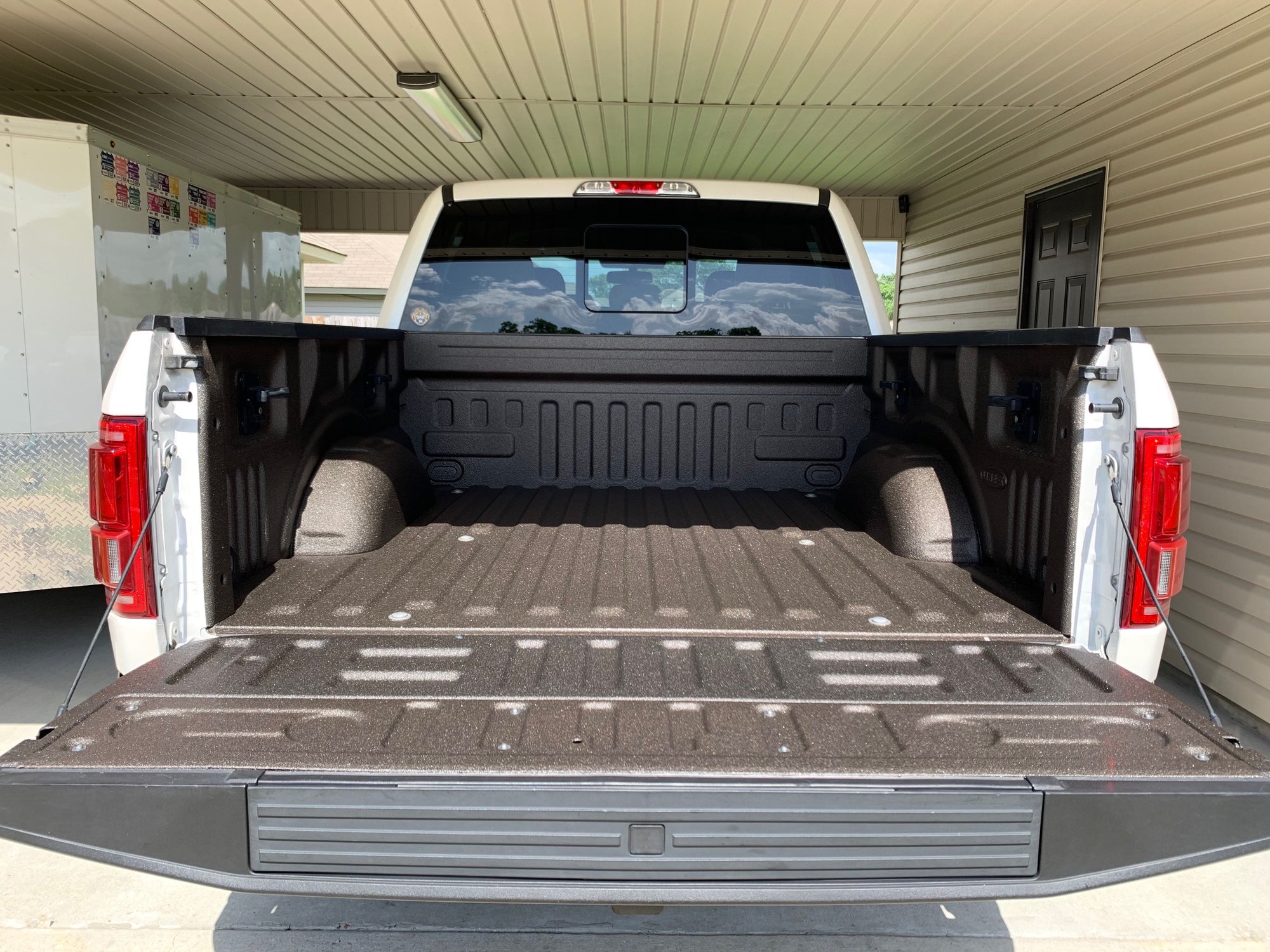 Color matching line-x for 2017 Lariat - Ford F150 Forum - Community of ...