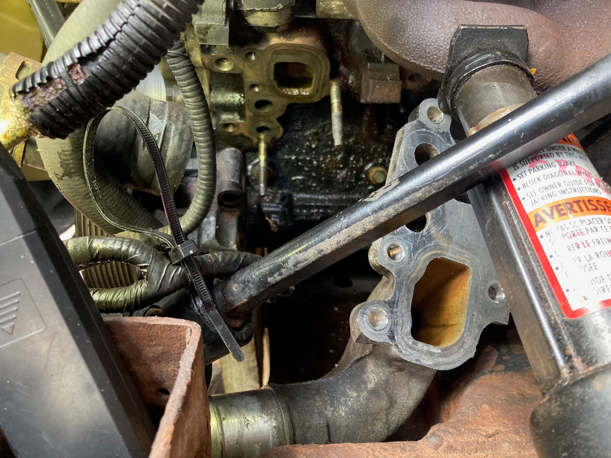 4.6 Oil Filter Adapter Gasket - Step-by-step - Ford F150 Forum ...