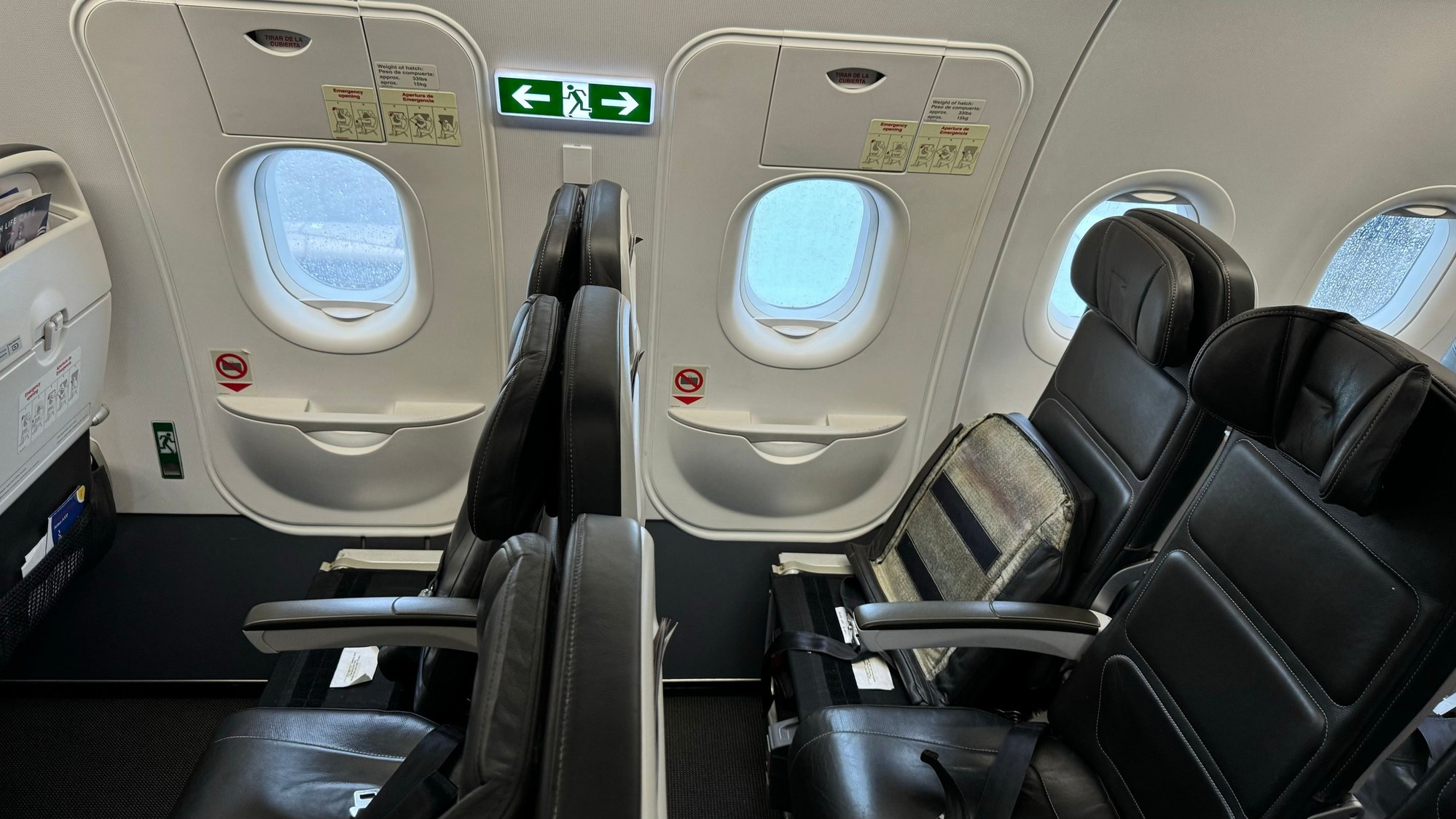 All 4 over wing emergency exit seats ‘defective’ on A320neo - FlyerTalk ...