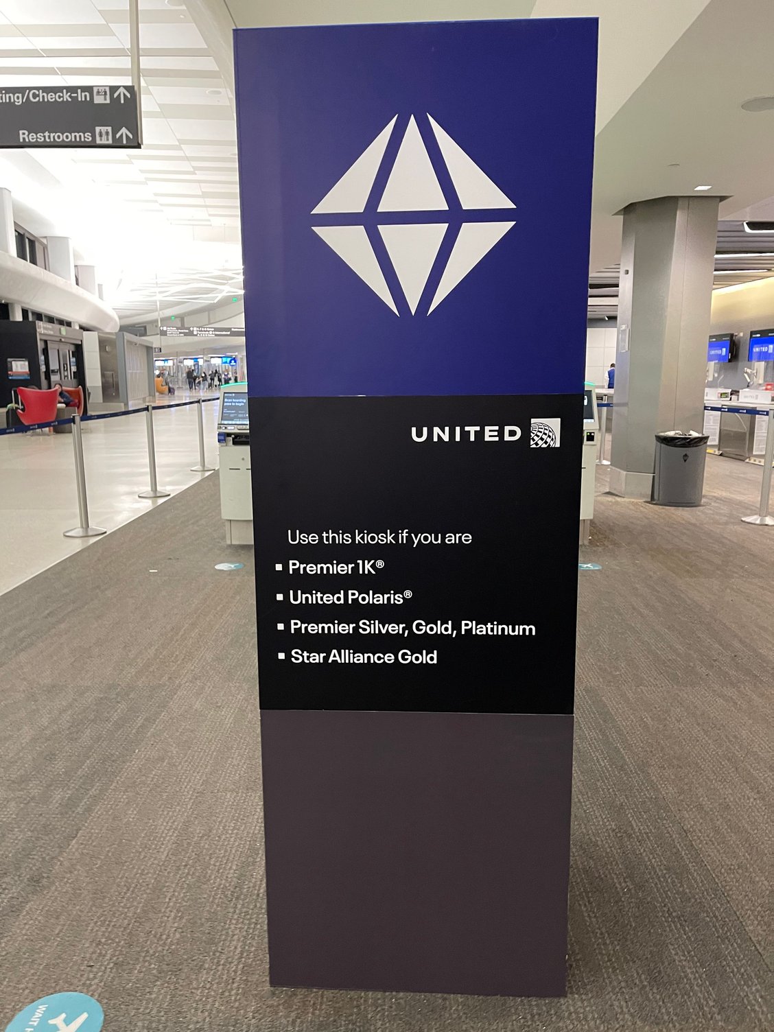 New United signage at SFO check in lobby - FlyerTalk Forums