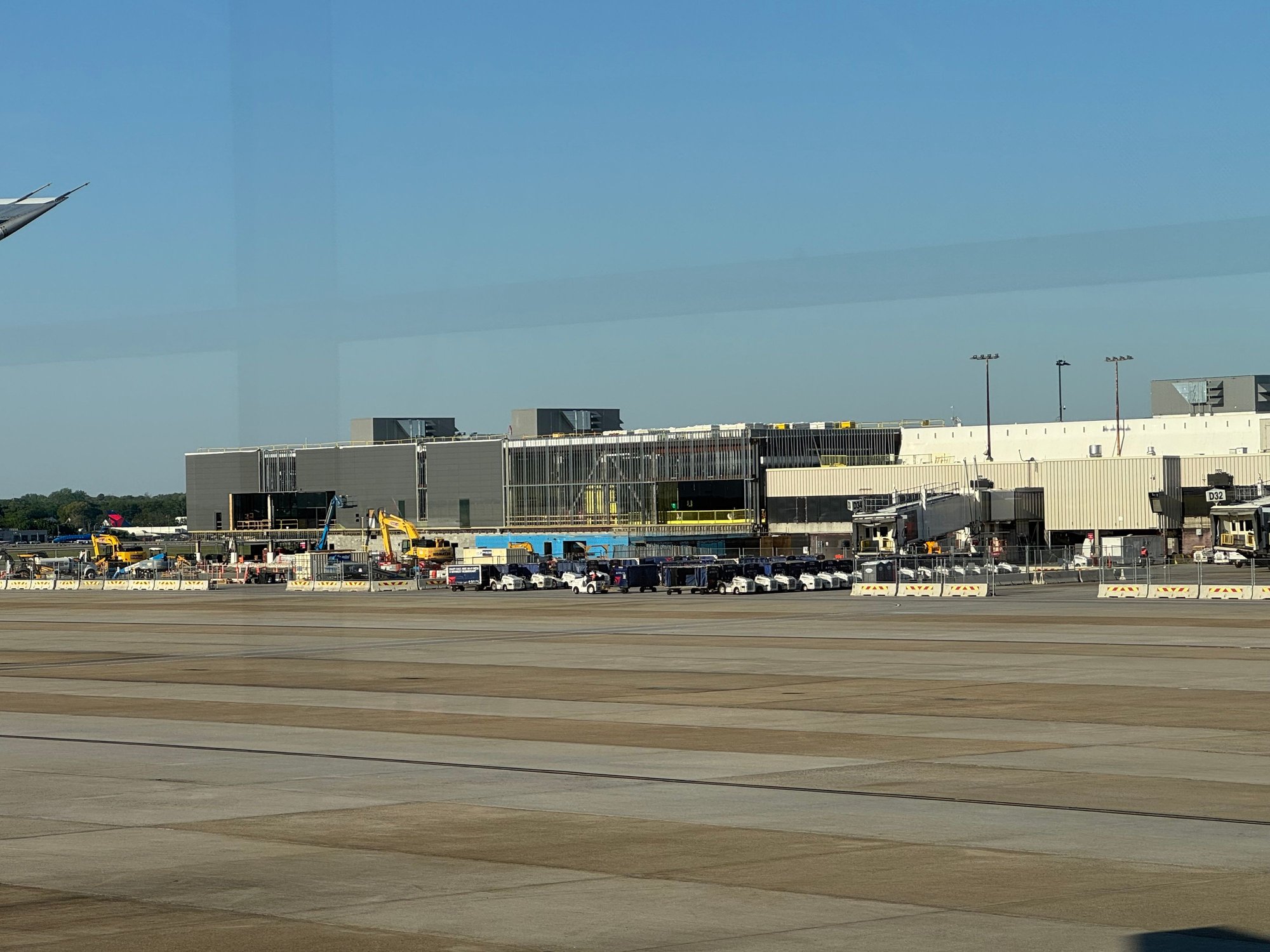 Atlanta Concourse D Widening and Concourse E Extension - Page 14 ...