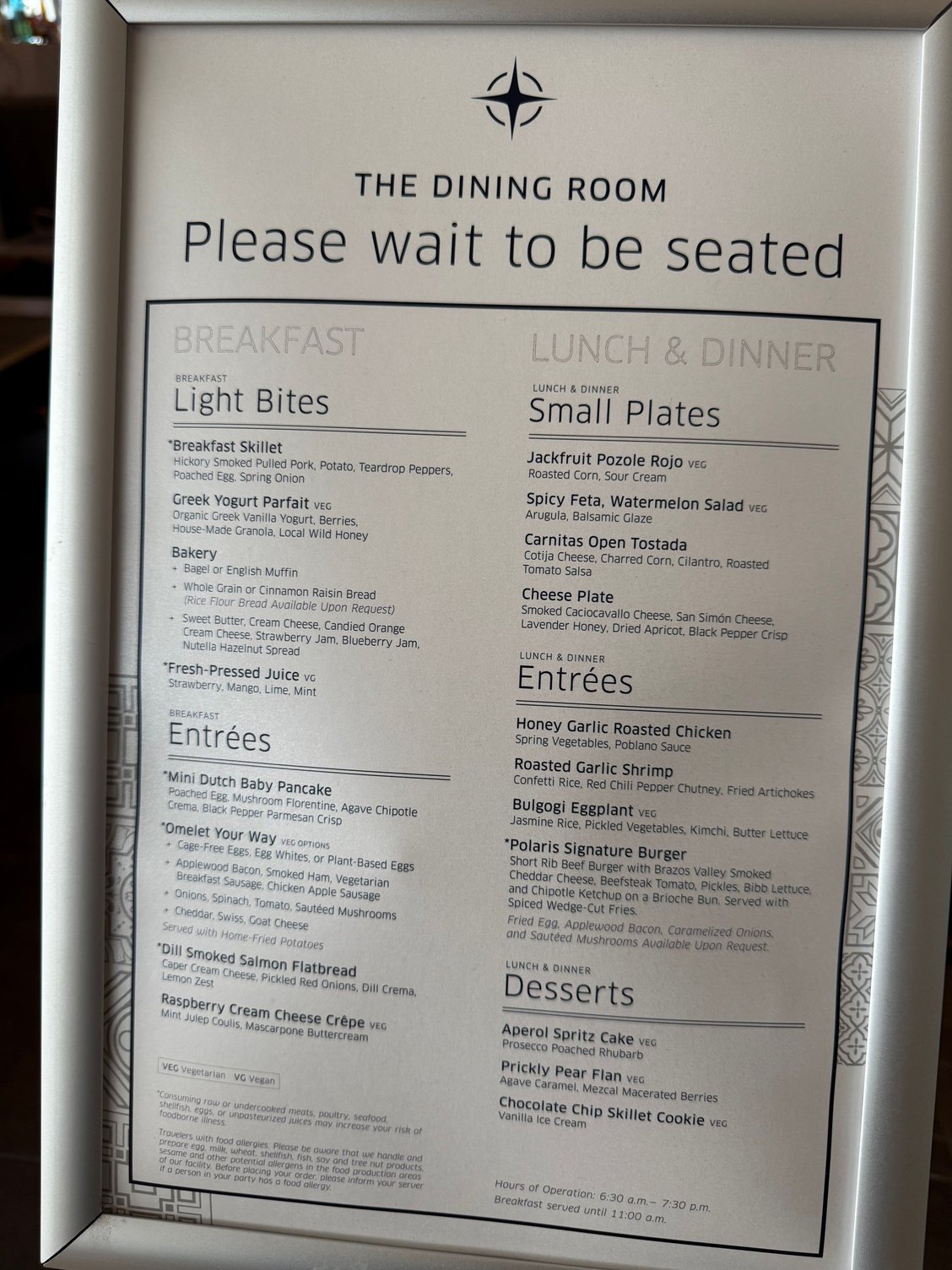 IAH Polaris lounge (E11/12 - top fl) -- Reviews, Experiences, Q&A ...