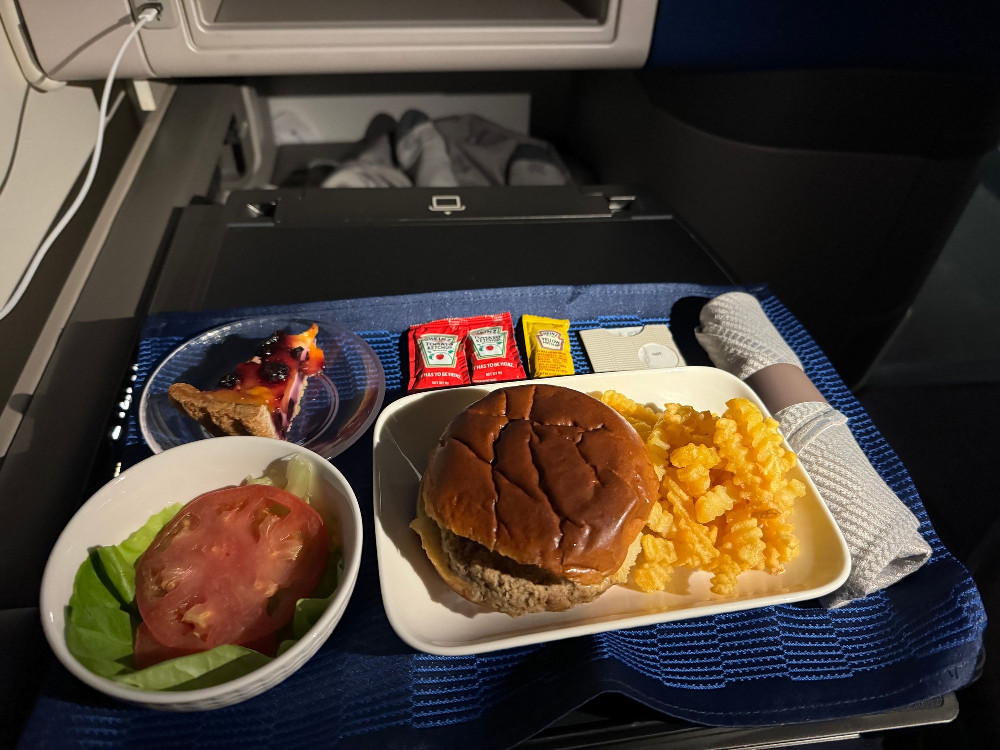 2024 Let’s Eat — United First, United Business, & Premium Transcon ...