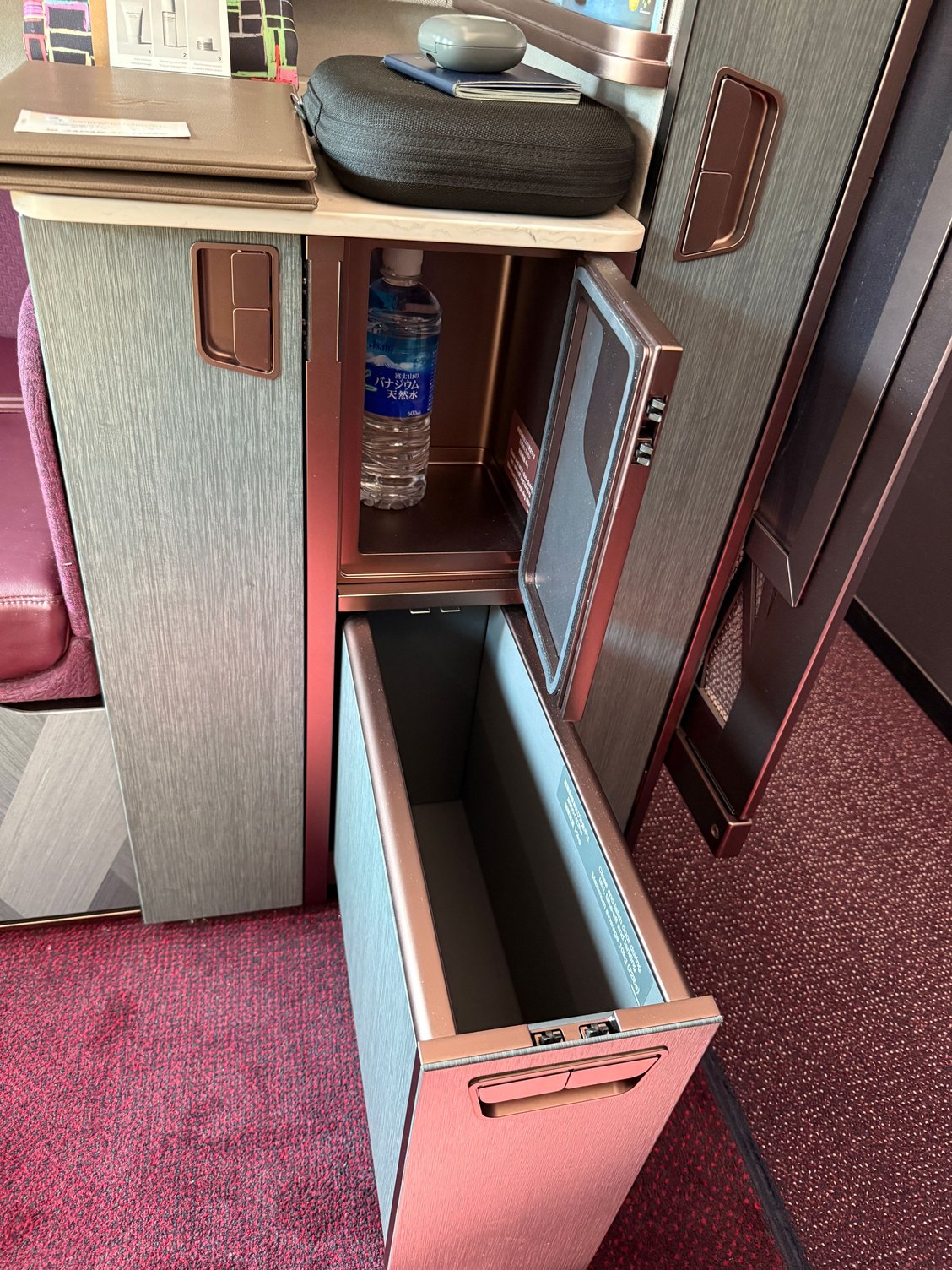 to JFK and back in JAL's new a351 First - FlyerTalk Forums