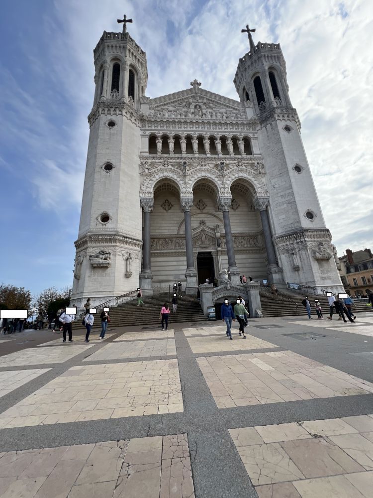 Endless jet set and glamour - or just a few fill-ins? - Page 2 ...