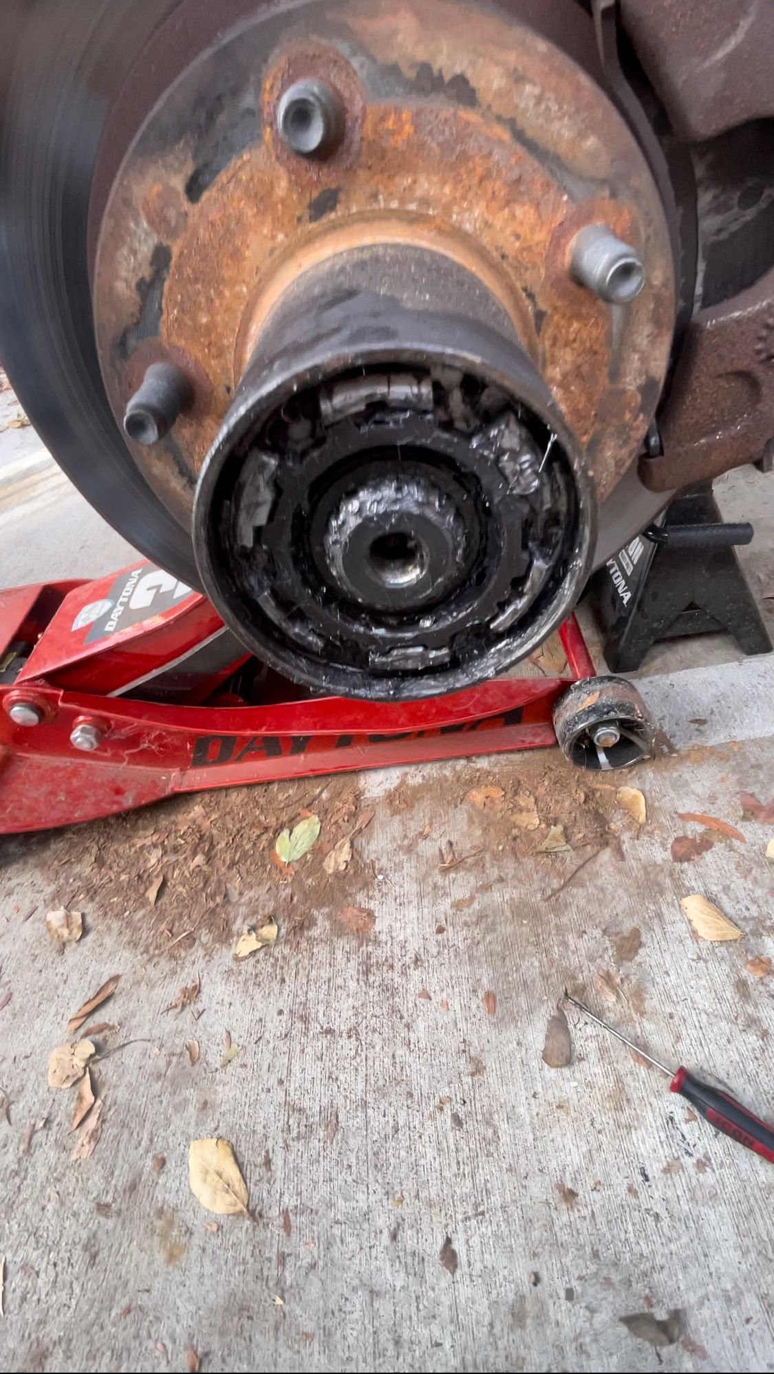 How to move front axle shaft forward - Ford Truck Enthusiasts Forums