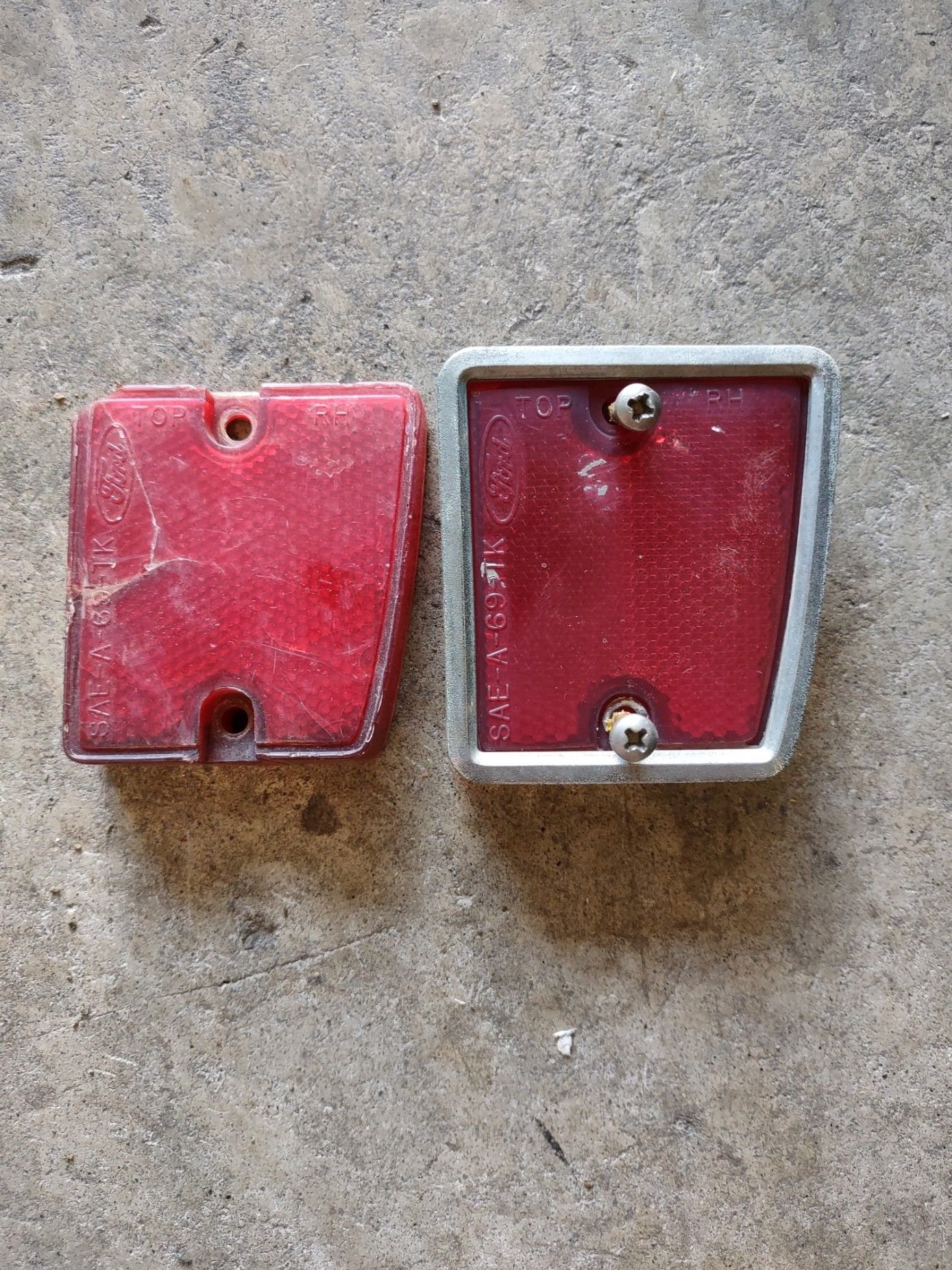 rear bed reflectors - Ford Truck Enthusiasts Forums