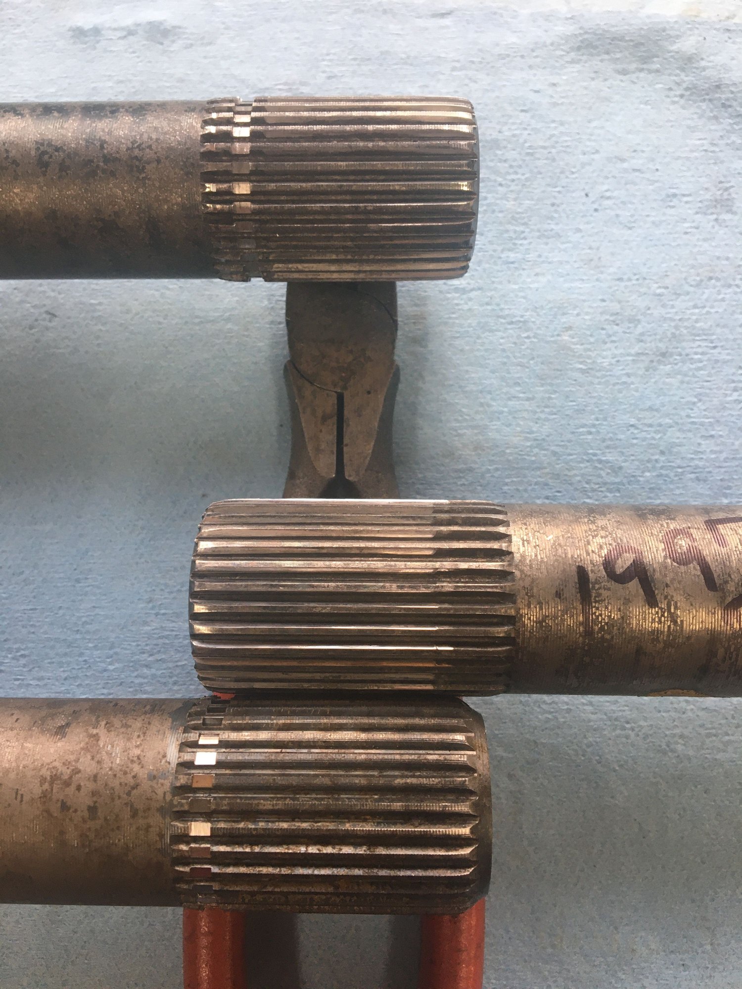 Dana 60 Stub Shaft Snap Ring Groove - Ford Truck Enthusiasts Forums