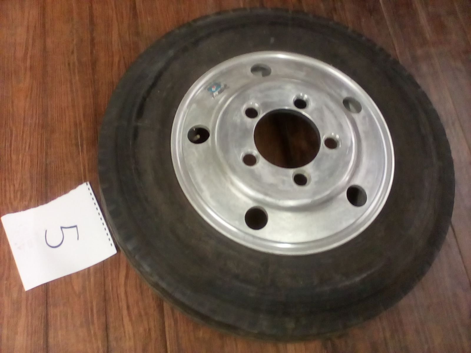 19.5 Alcoa Budd wheels 5x8 bolt pattern w Michelins SOLD - Ford Truck ...