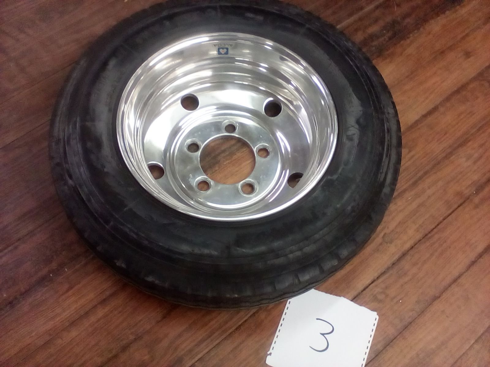 19.5 Alcoa Budd wheels 5x8 bolt pattern w Michelins SOLD - Ford Truck ...