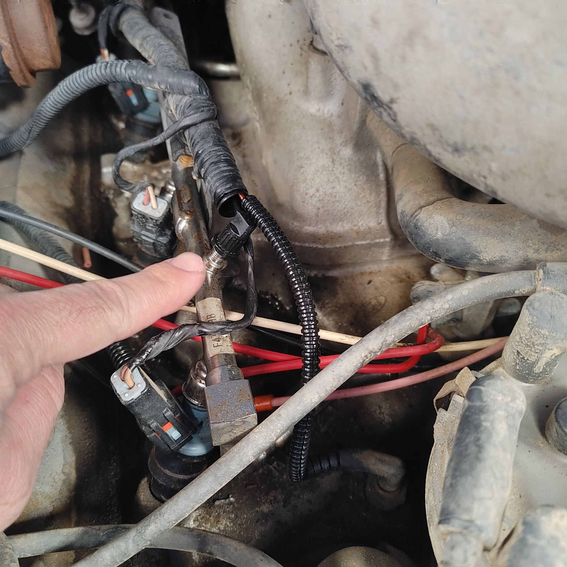 How to check fuel pressure on 1987-1997 gasoline Ford trucks - Ford ...