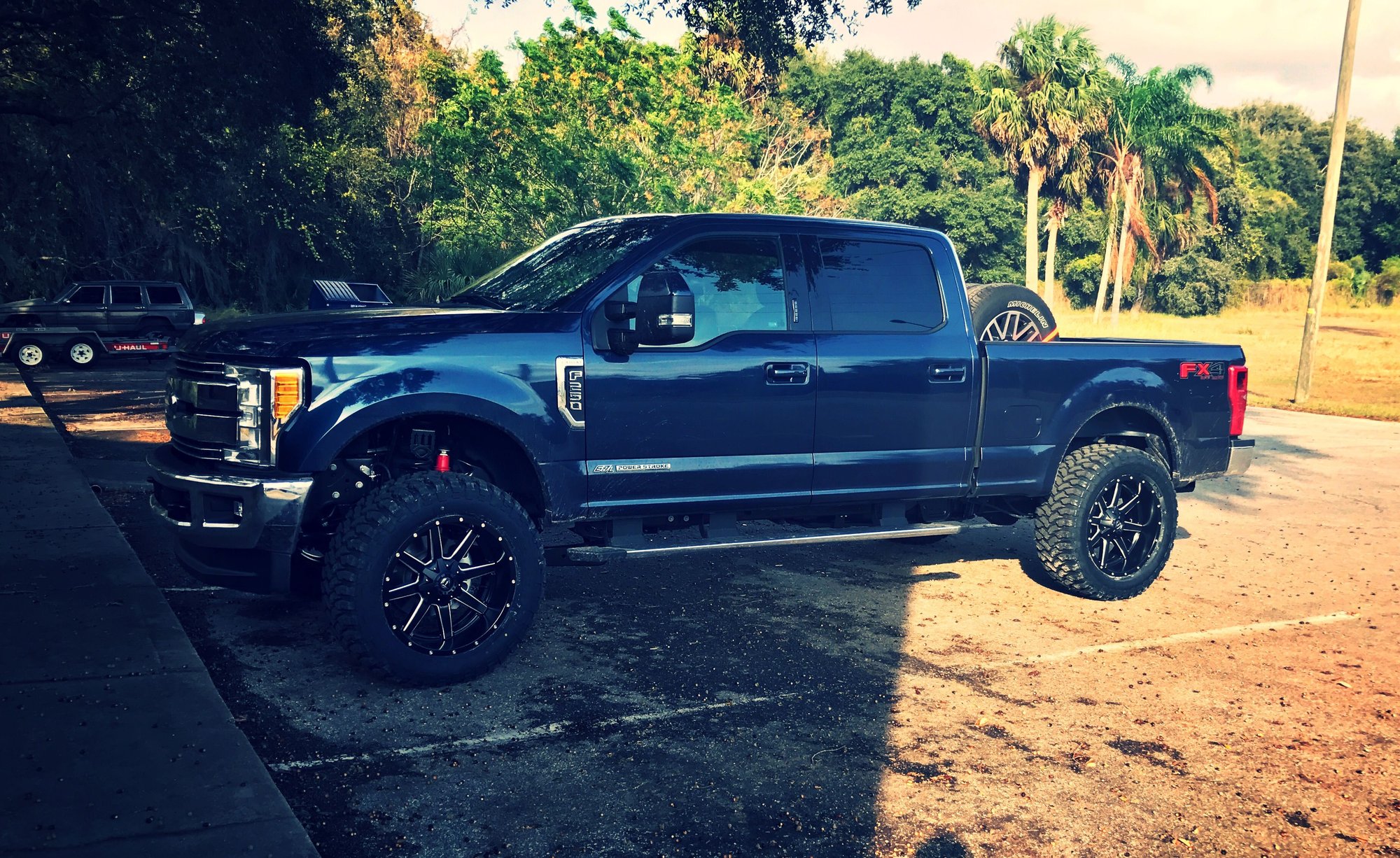 Lifted 2017 F250 with 37's Pics - Ford Truck Enthusiasts Forums