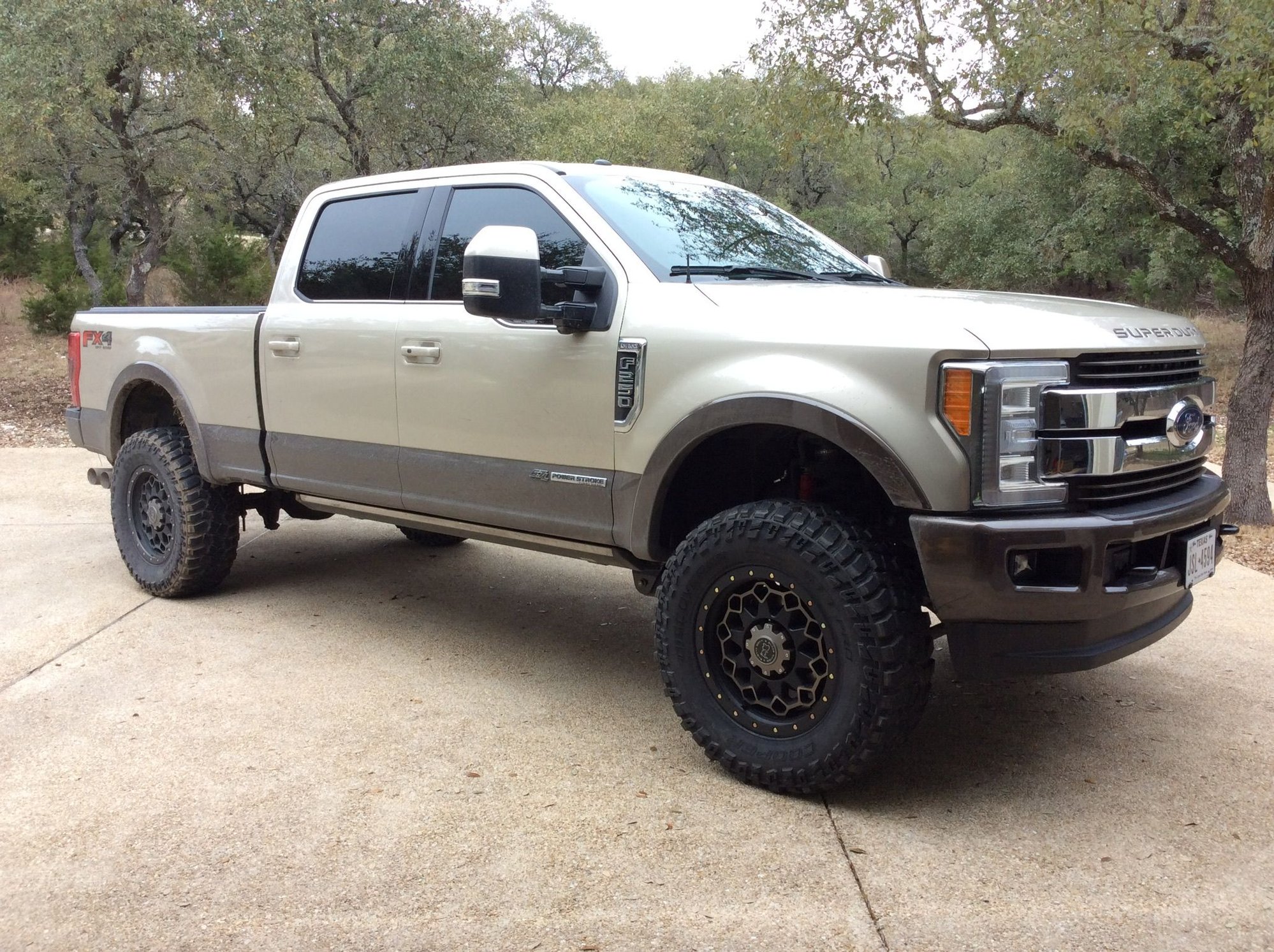 Lifted 2017 F250 with 37's Pics - Page 11 - Ford Truck Enthusiasts Forums