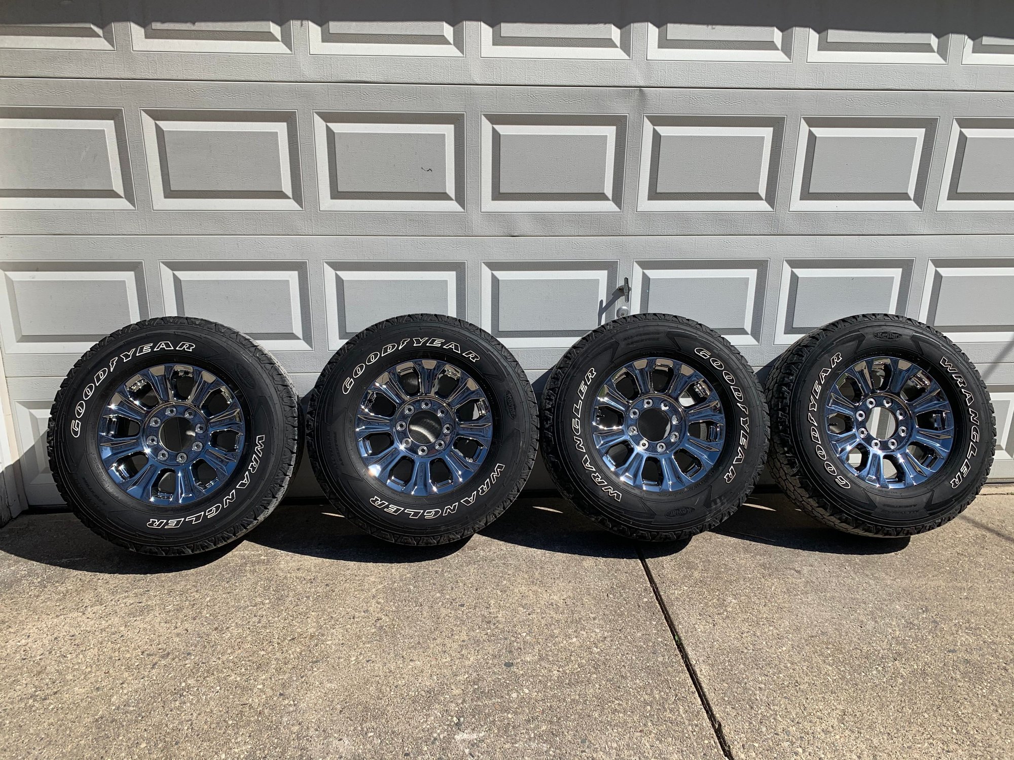 2017+ F250 OEM 18" PVD Wheels and Tires 275/70/18 - Ford Truck ...