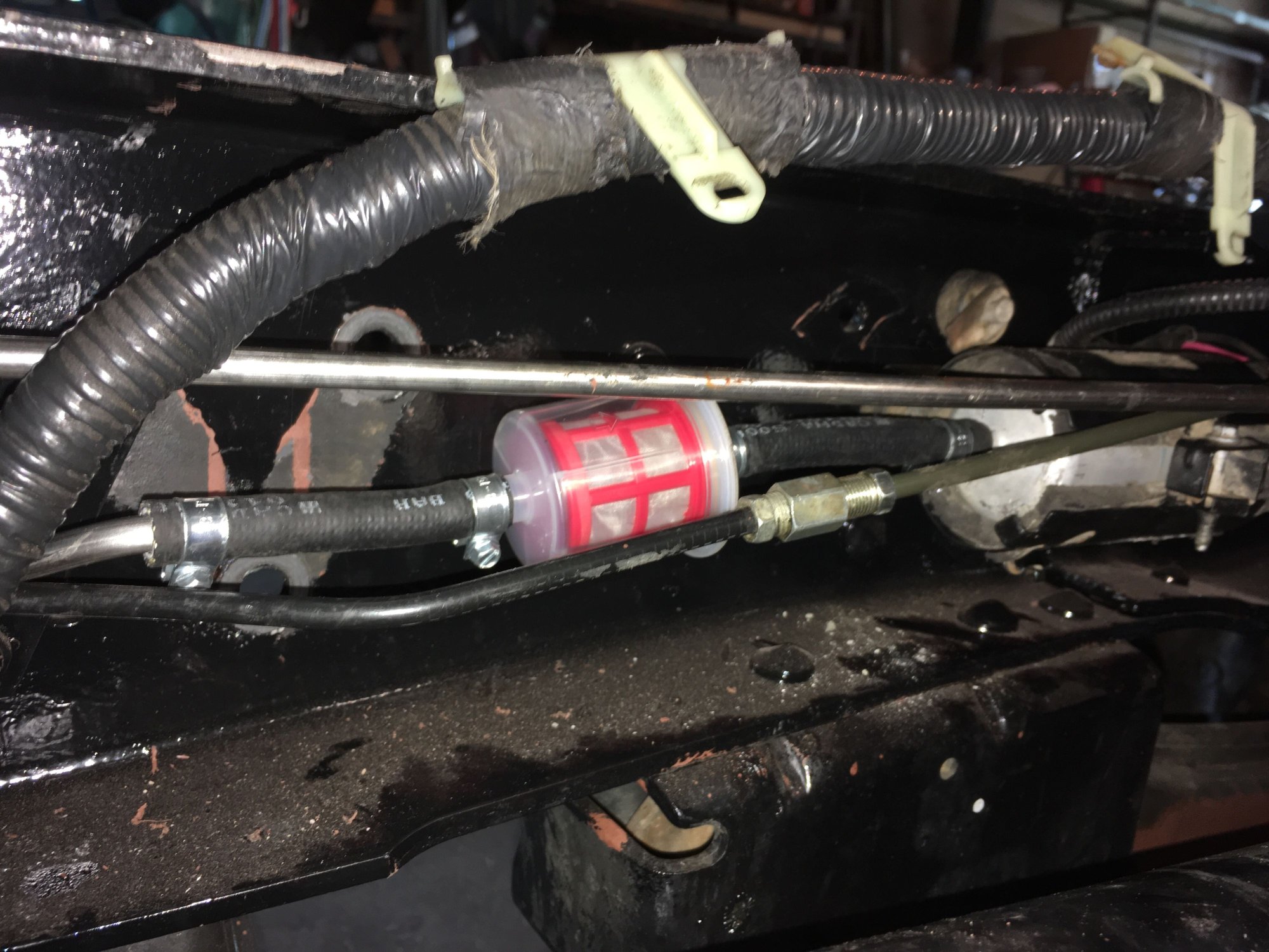 Rail mount fuel filter - Ford Truck Enthusiasts Forums