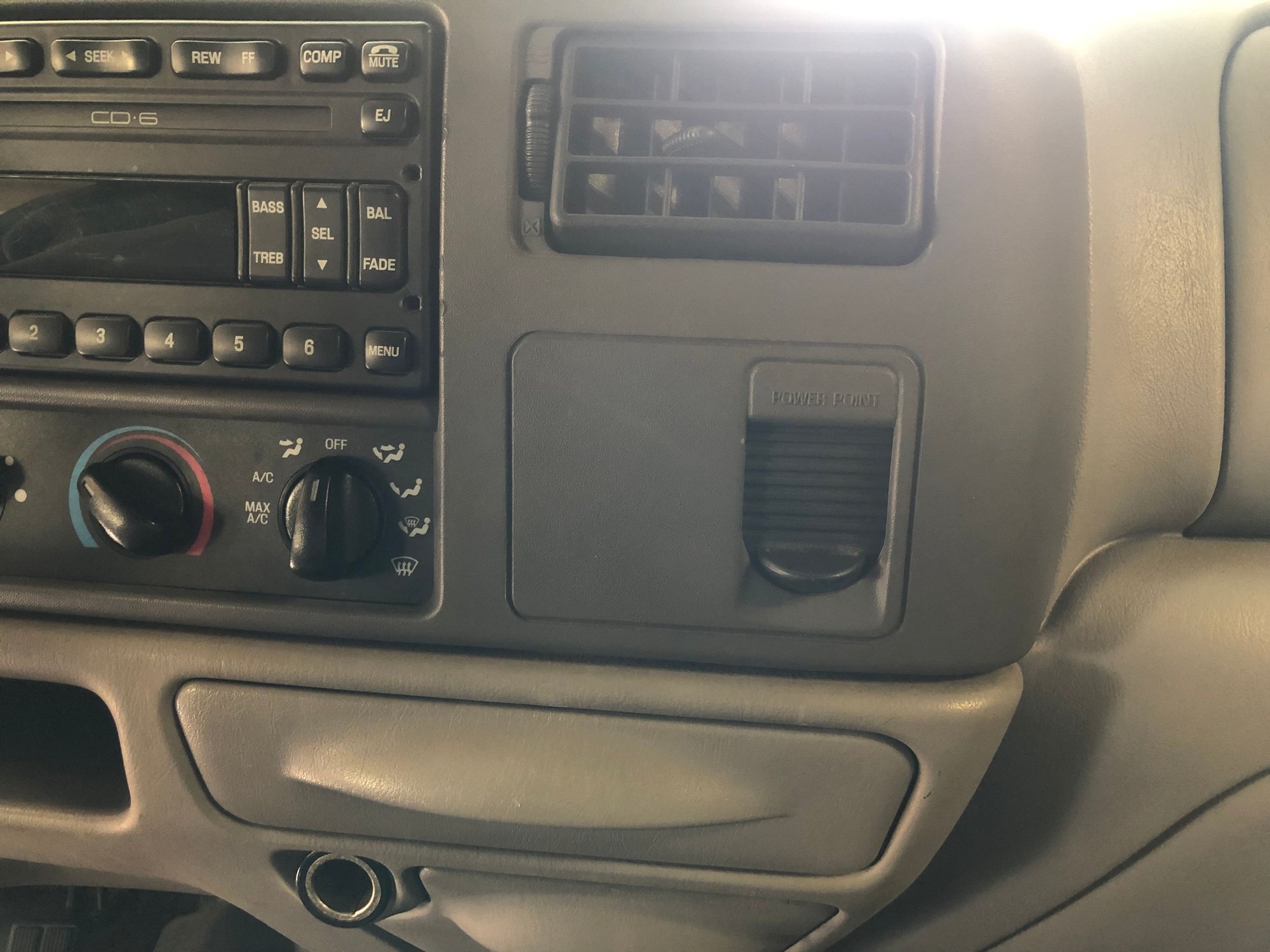 F650 Dash Panel Trim Piece - Page 2 - Ford Truck Enthusiasts Forums
