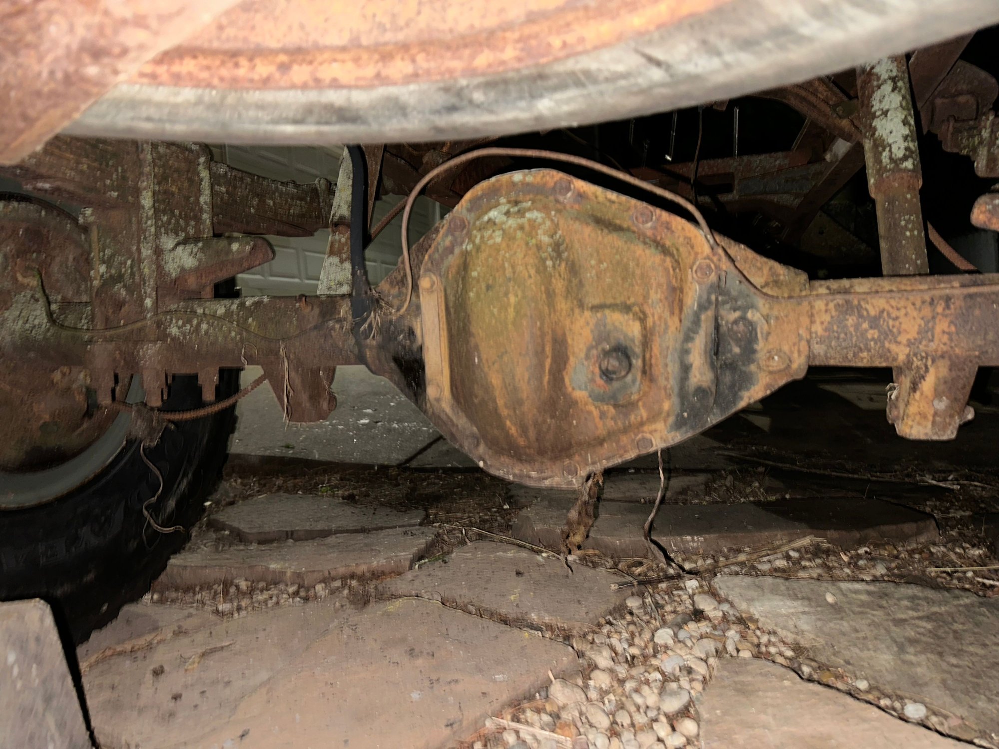 Rear leaf spring shackle. - Ford Truck Enthusiasts Forums