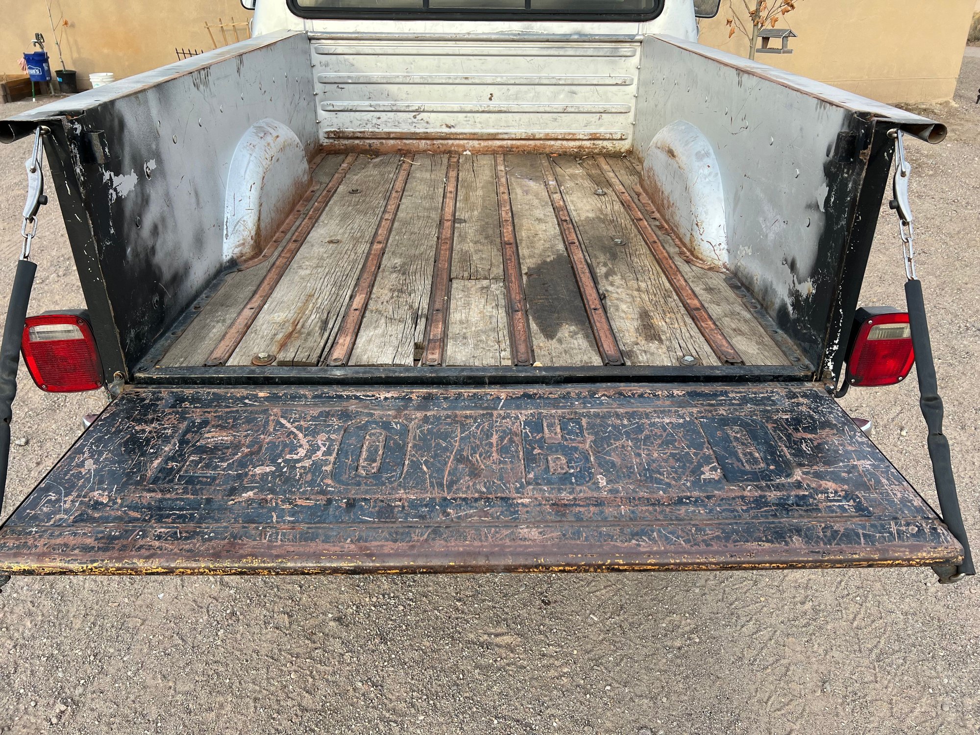 Feeler - 1981 F 150 Bullnose Flareside Stepside Bed, Complete, Minimal ...
