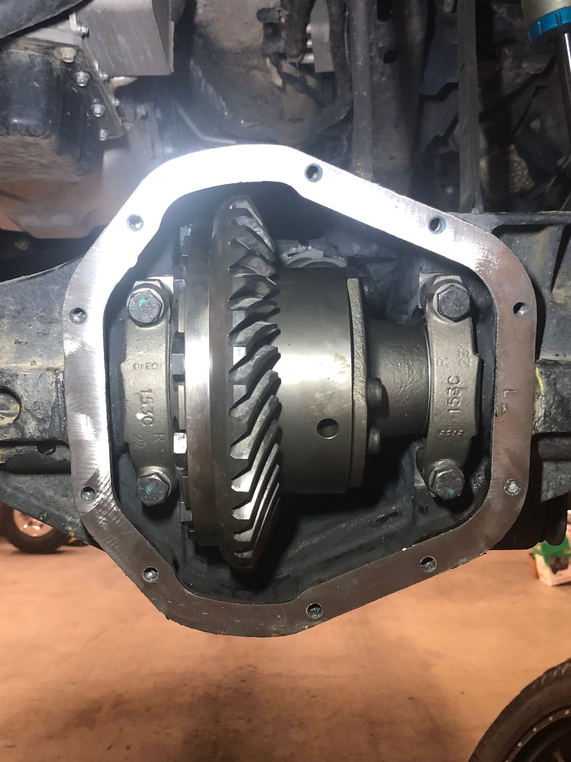 2019 F350 Front Eaton Truetrac Differential Installation - Ford Truck ...