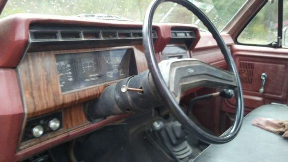84 F-350 Dually Flatbed 4x4. It has a transpanted 7.3l IDI non turbo ...