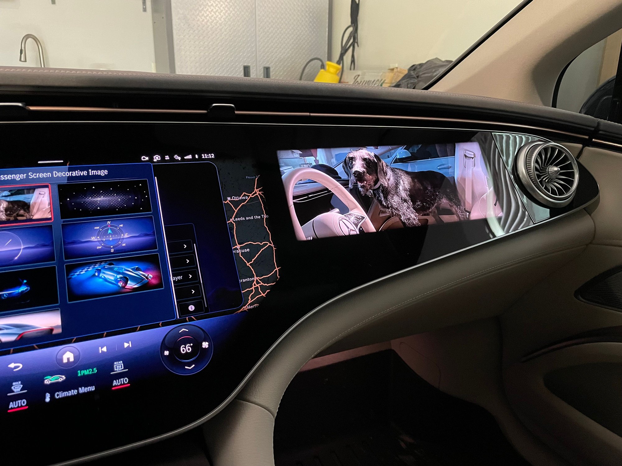 Custom Passenger Screen Decorative Image (Hyperscreen) - MBWorld.org Forums