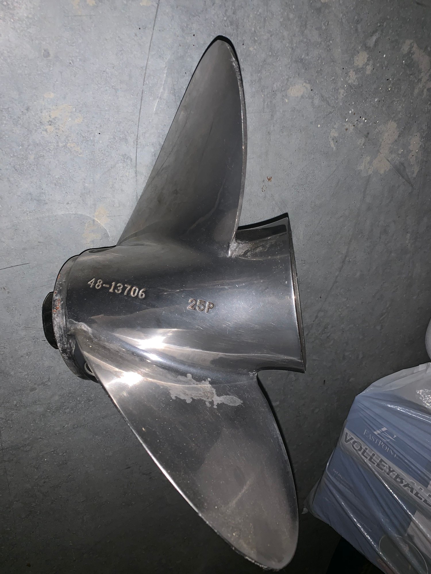 Set of Mirage Plus 25P 3 Blade Props - Offshoreonly.com