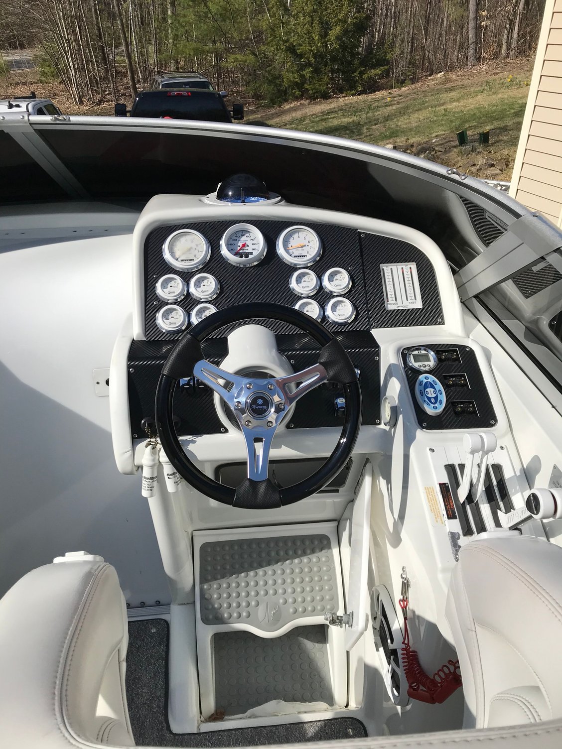 Restoring Formula 252BR - Dash Upgrade - Offshoreonly.com