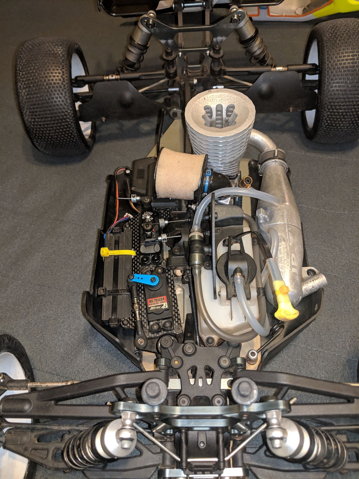 Selling the last- Mugen MBX7TR, Hitec servo, Ofna truggy starter box ...