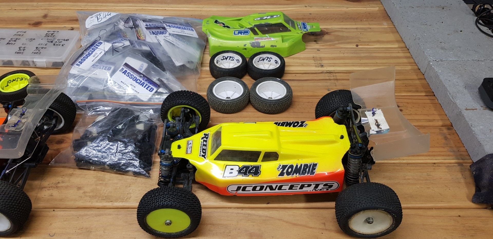 Associated B44.3 4WD Buggies - R/C Tech Forums