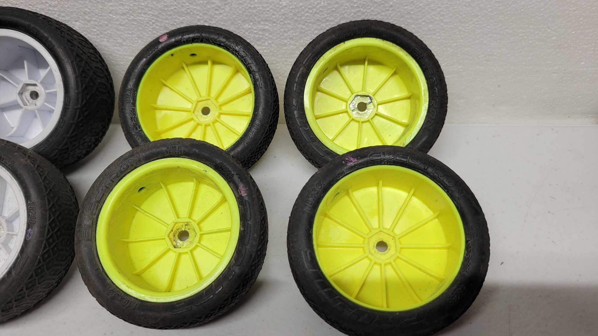 PROLINE Microns/Electrons 4wd Buggy Full sets - R/C Tech Forums