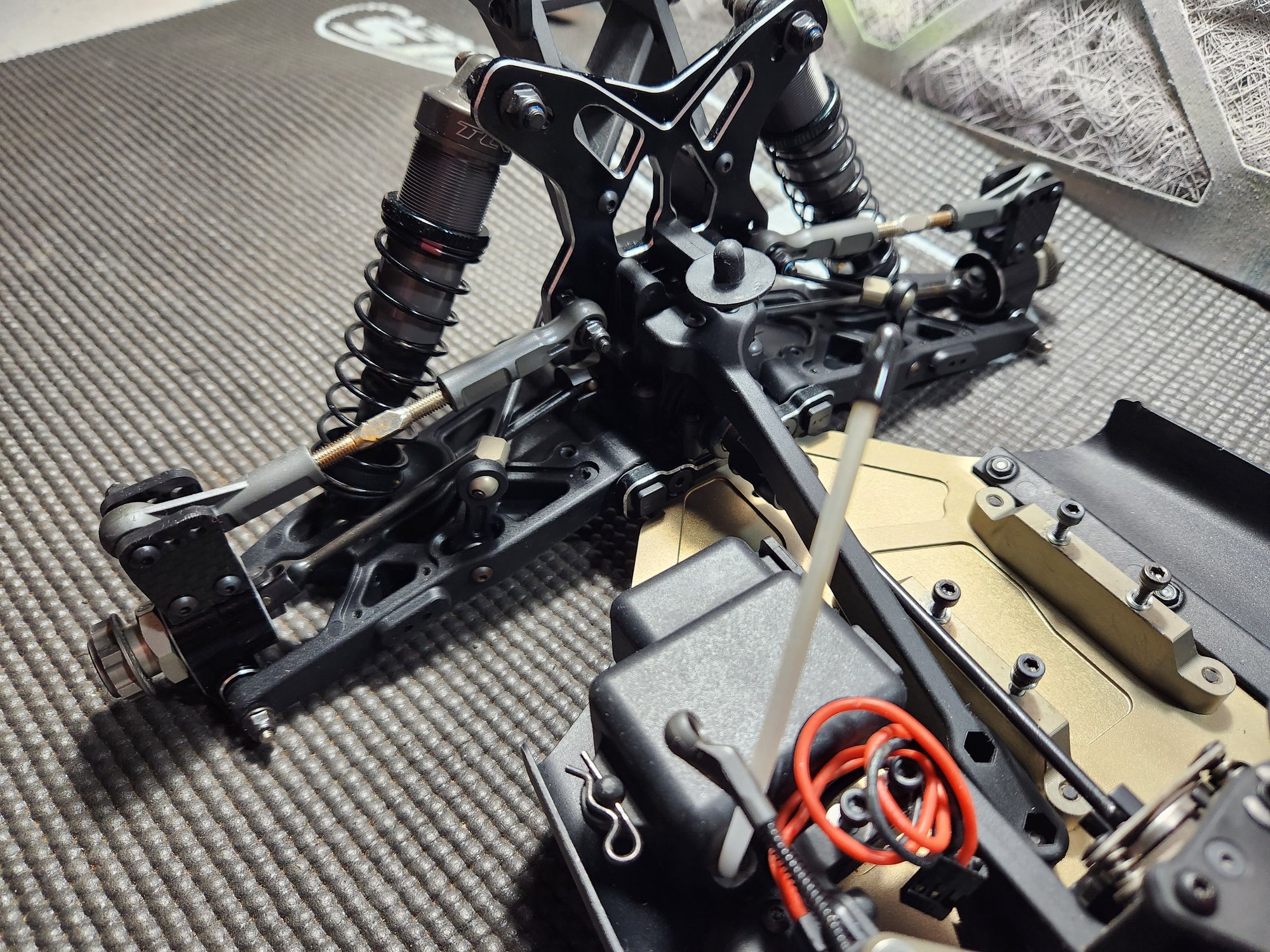 TLR 8X/XE 2.0 pristine condition,upgrades, custom paint - R/C Tech Forums