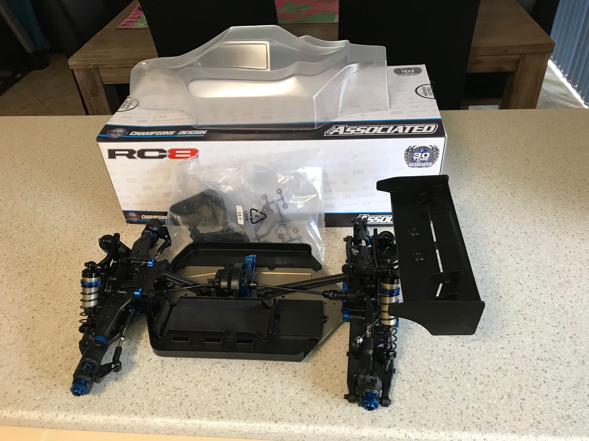 TEAM ASSOCIATED RC8B3.2E TEAM KIT - R/C Tech Forums